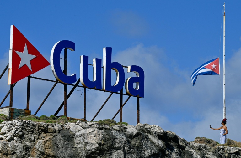 Les Cubains redoutent des temps encore plus difficiles après la chute ...